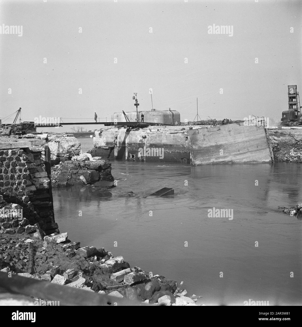 Recovery: Ports Reconstruction Flushing. Repair work on a port ...