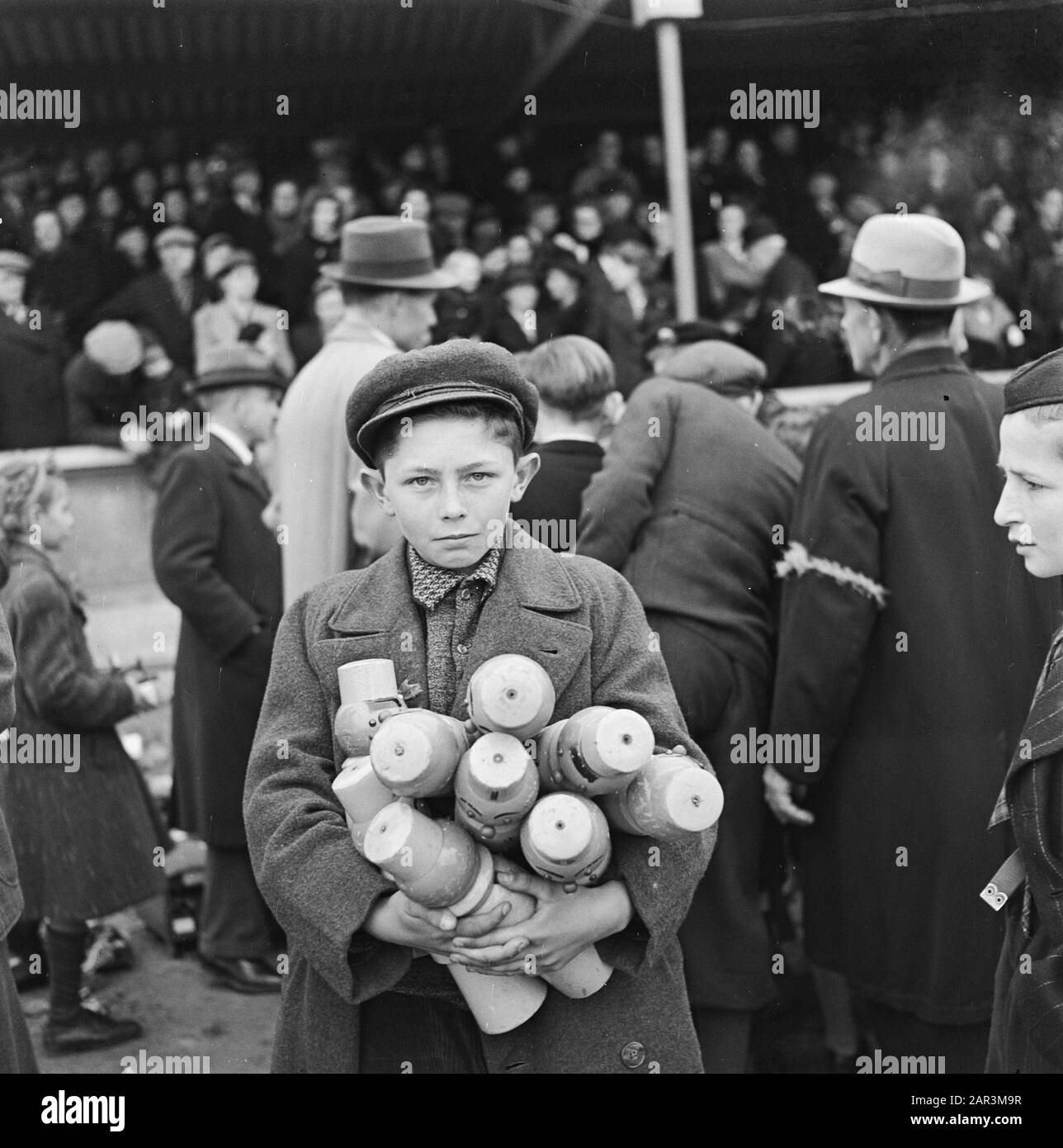 Liberation festivals: Belgium Geraardsbergen Children's party of Dutch ...