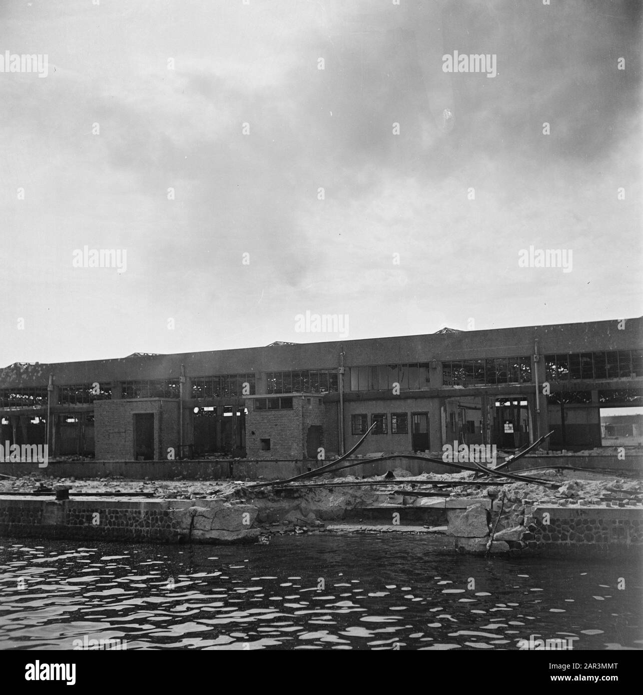 Destruction: Amsterdam port Devastated harbour sheds Date: May 1945 ...