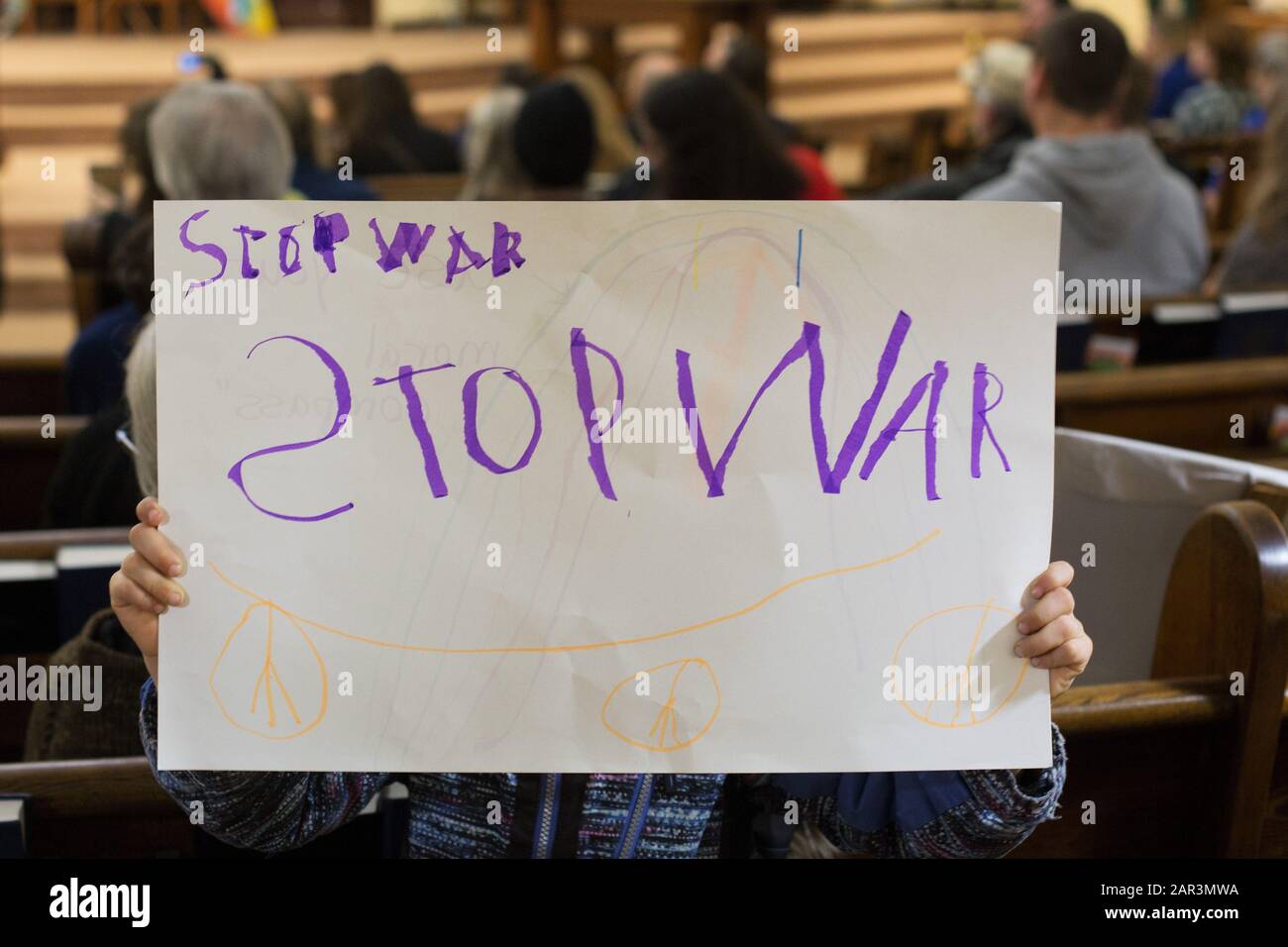 Anti war sign hi-res stock photography and images - Alamy