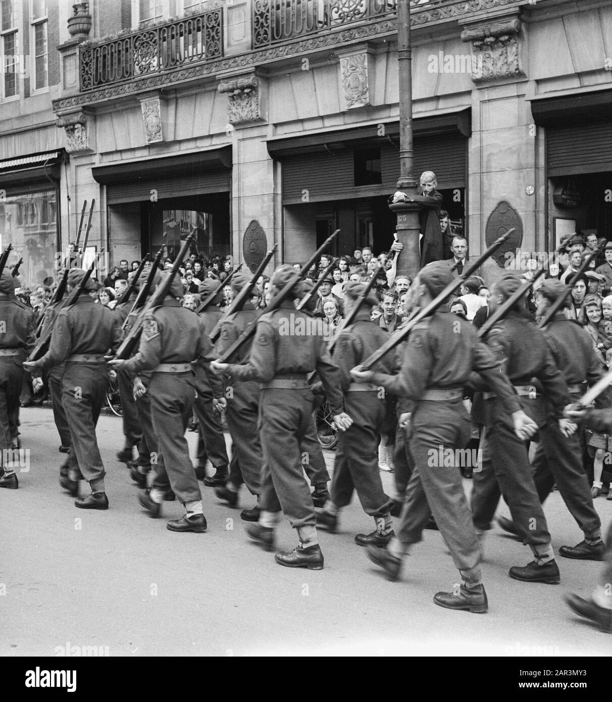 Army: Princess Irene Brigade Amsterdam Parade of the Princess Irene ...