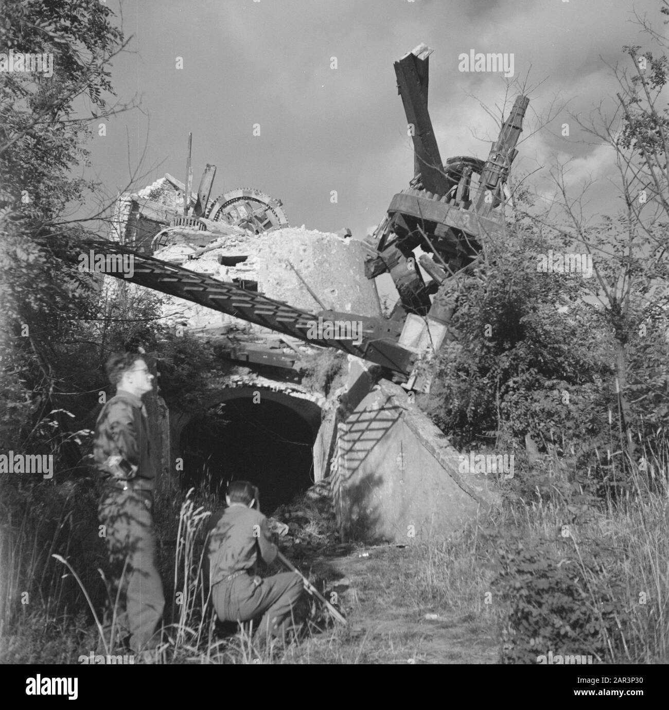 World war ii destruction hi-res stock photography and images - Alamy