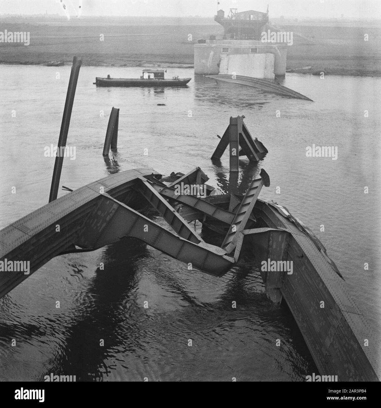 1945 destroyed rhine bridges hi-res stock photography and images - Alamy