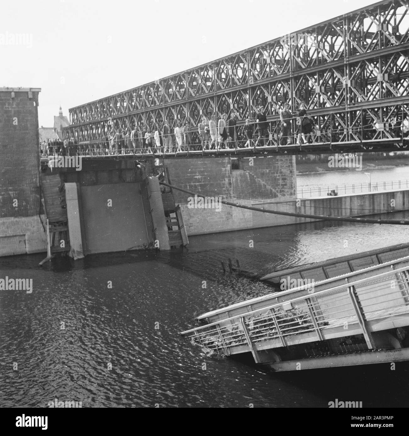 Emergency bridges built over destroyed bridges across the Meuse in ...