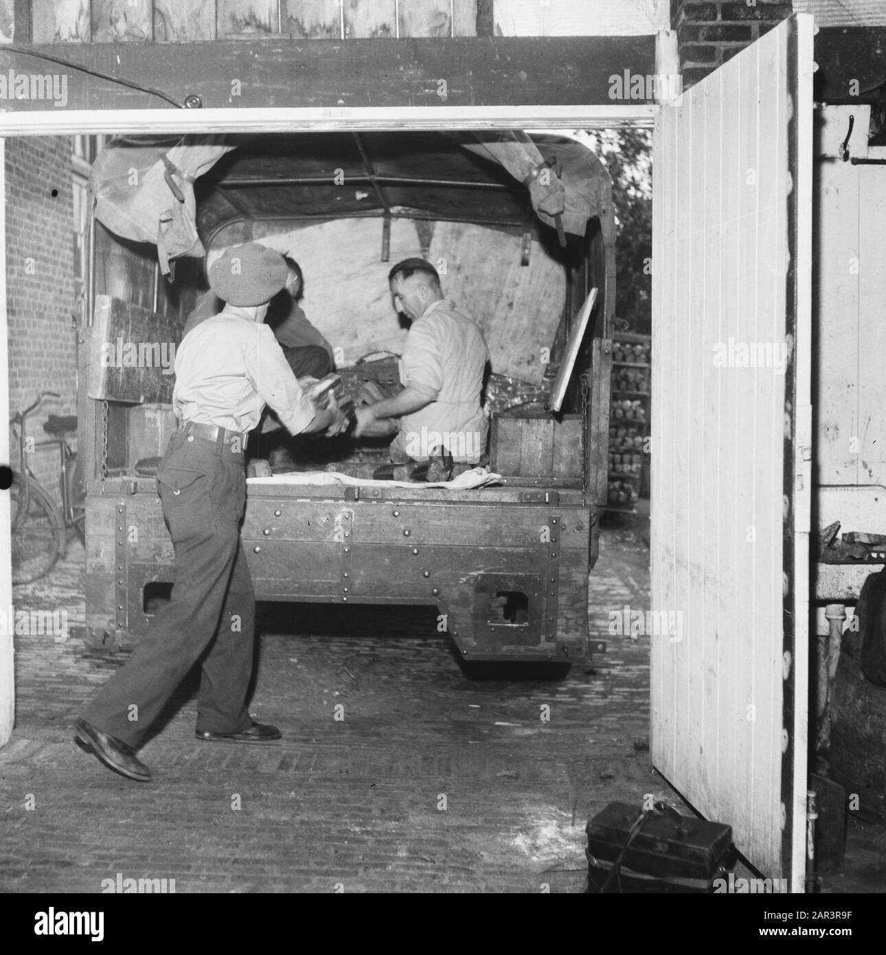 'Grocery shop of prince Bernhard' [assistance to children's homes ...