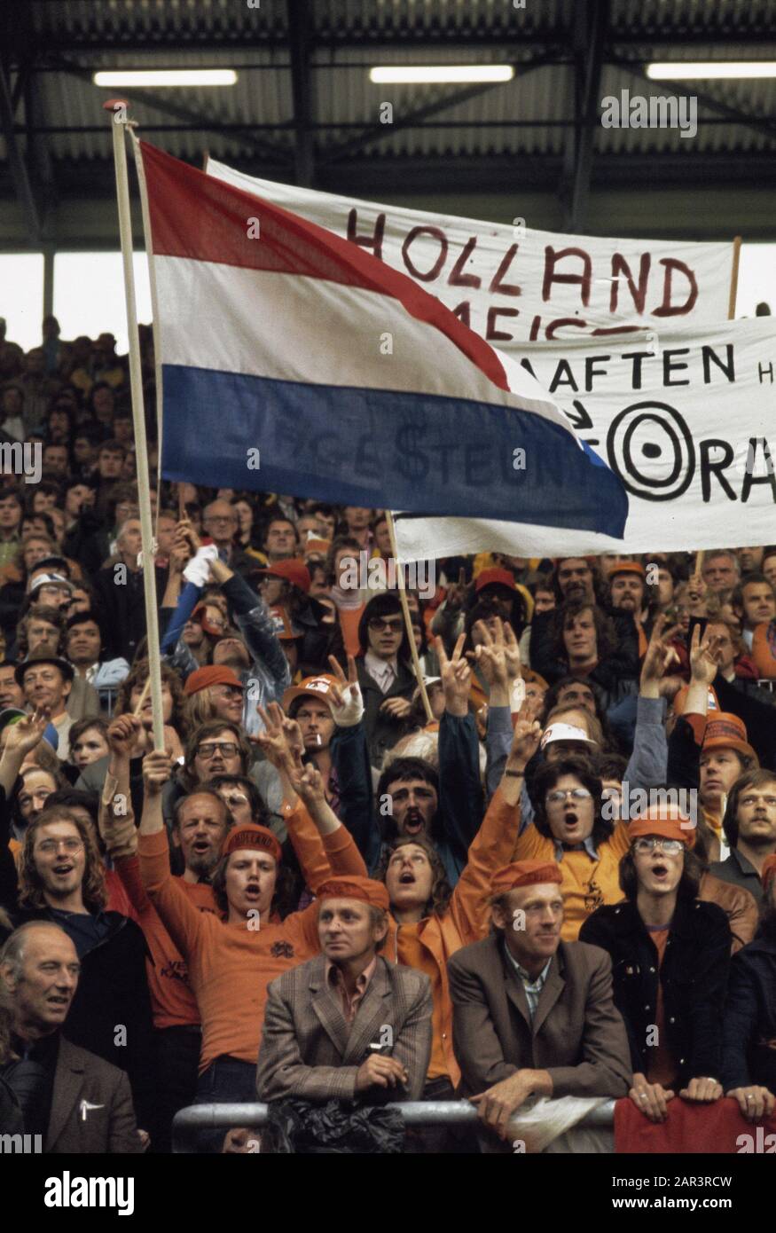 Dutch supporters during World Football Championships 1974 Date: April ...