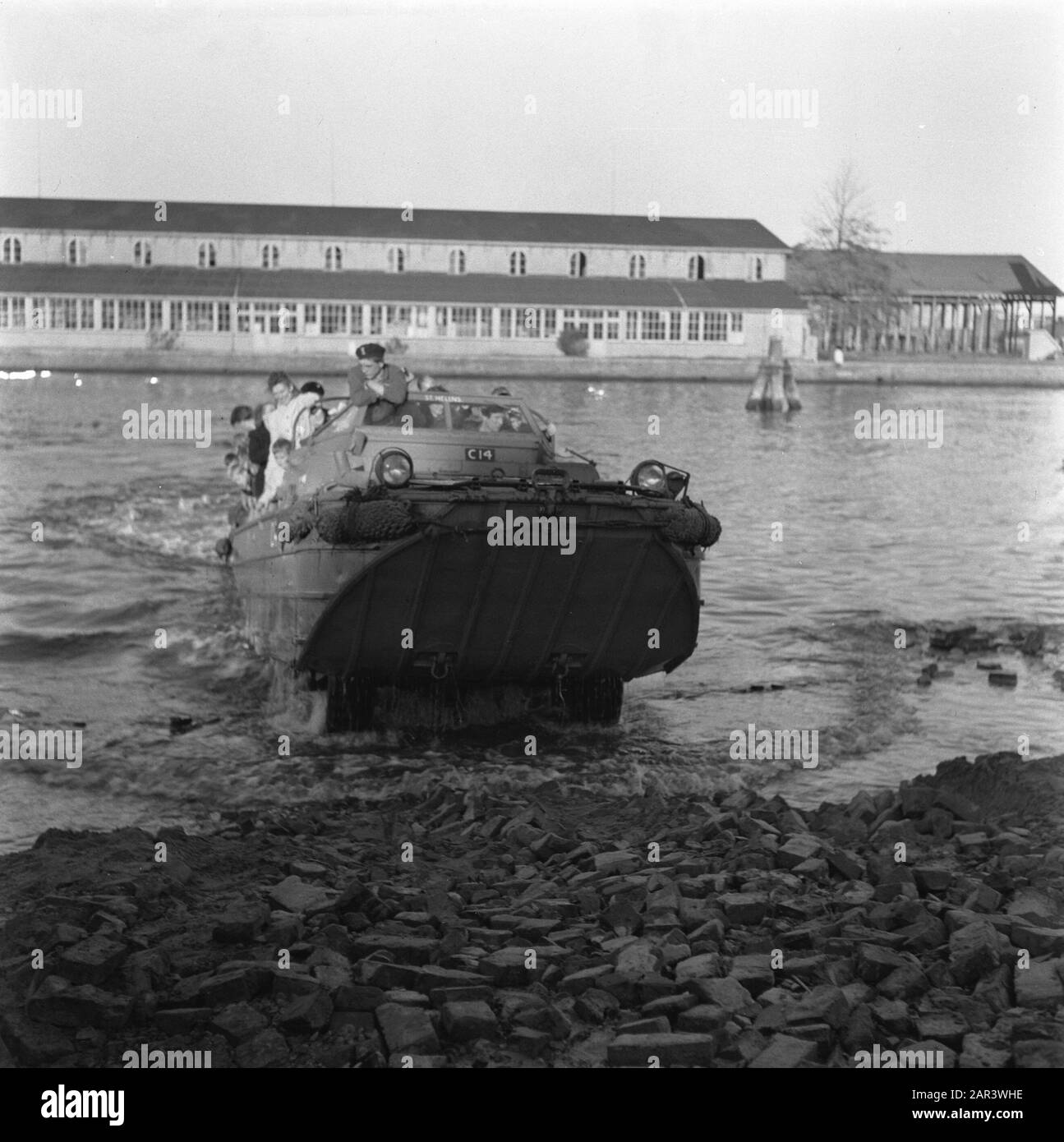 American dukw amphibious vehicle hi-res stock photography and images ...