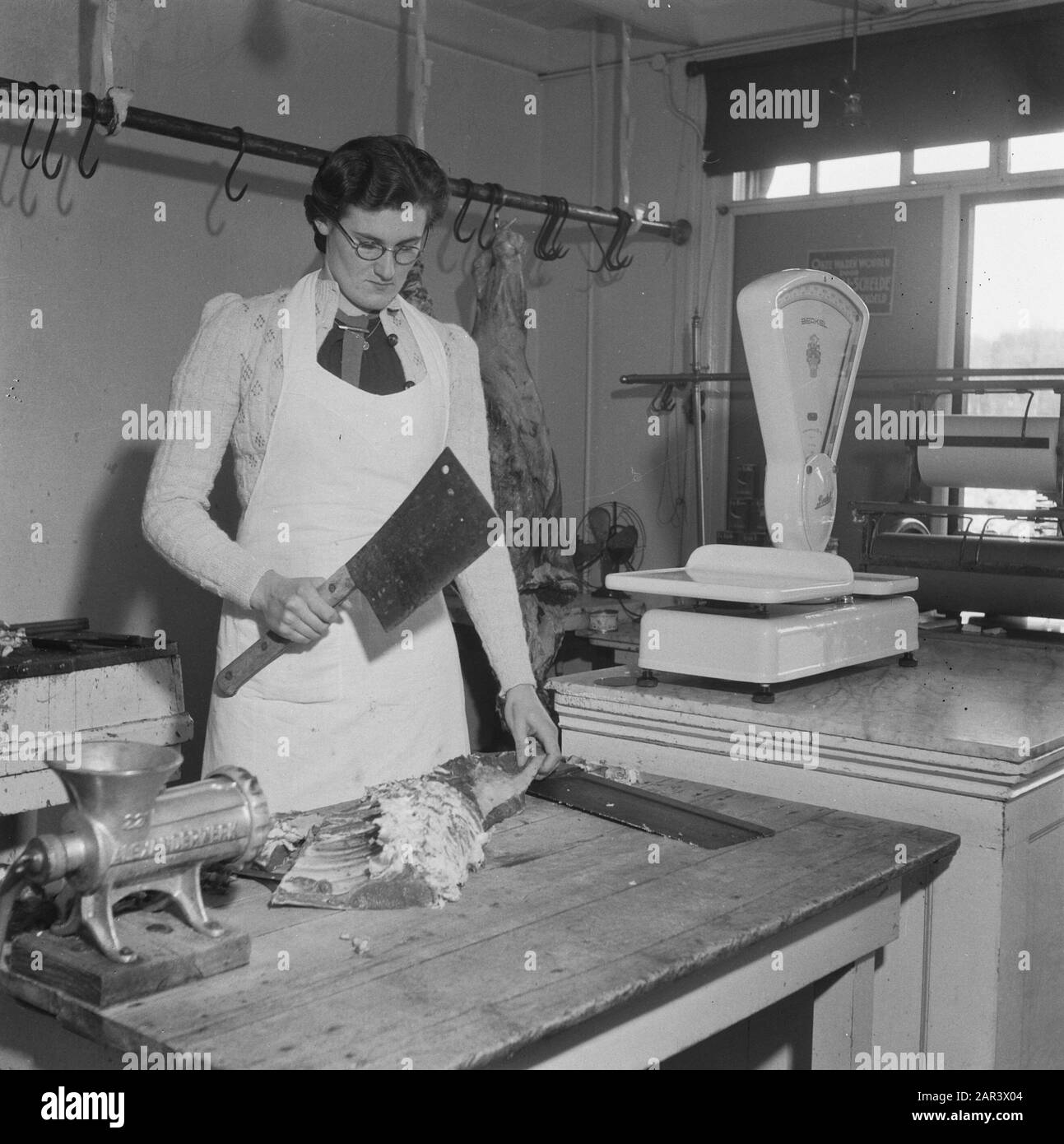 World war ii crafts hi-res stock photography and images - Alamy