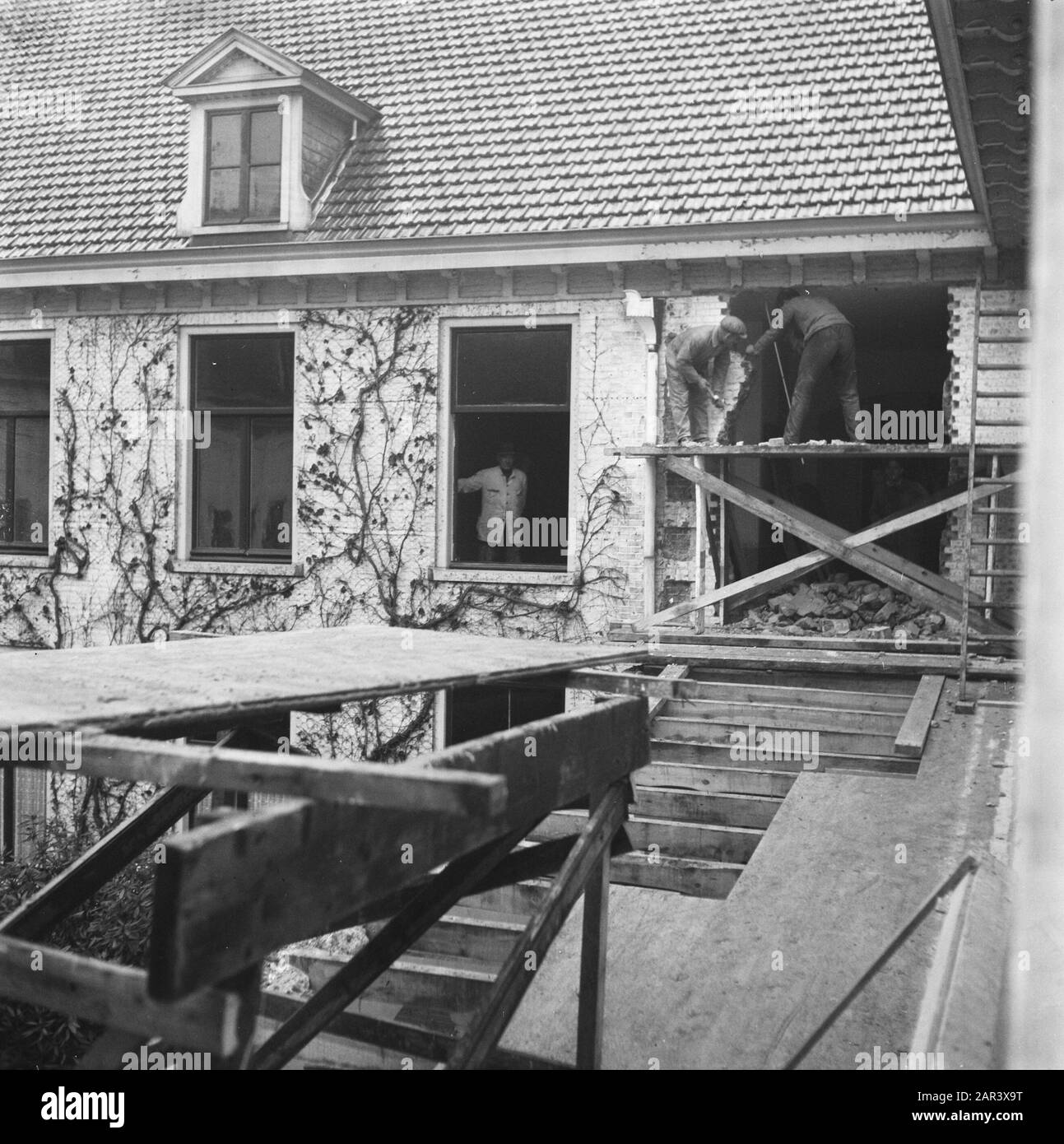 Construction site cleanup Black and White Stock Photos & Images - Alamy