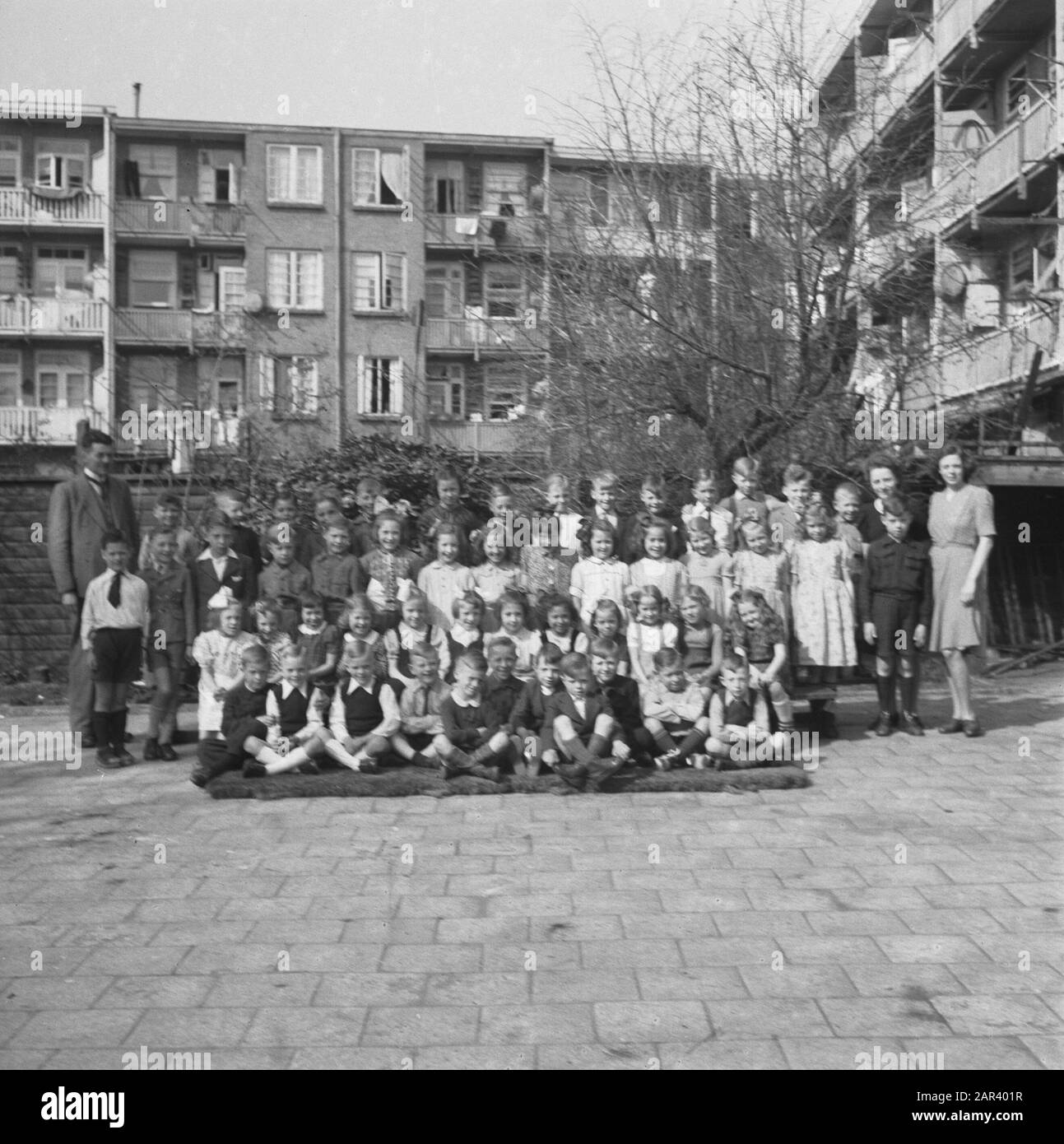 Dutch schooling hi-res stock photography and images - Alamy