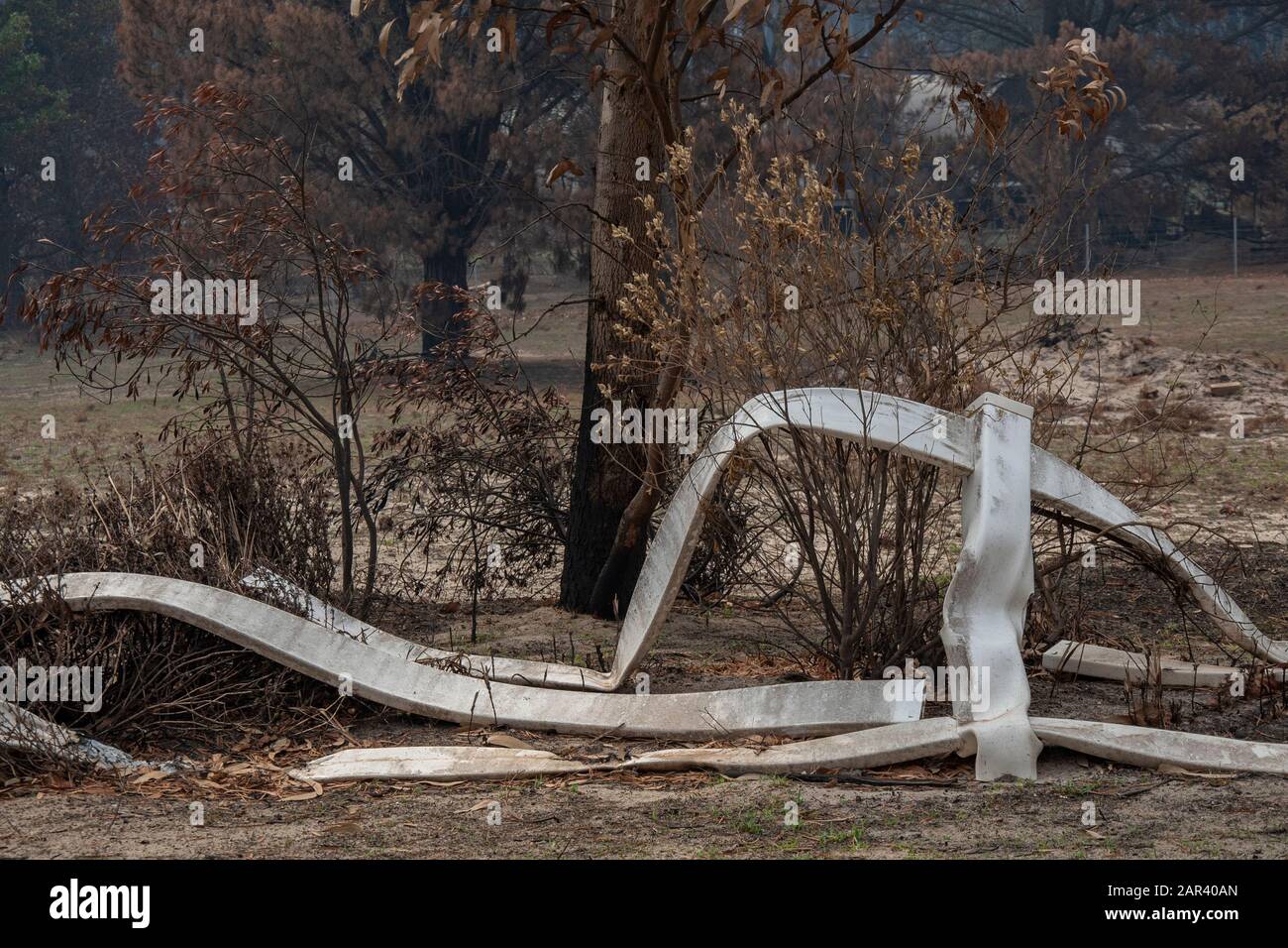 Burnt fence hi-res stock photography and images - Alamy
