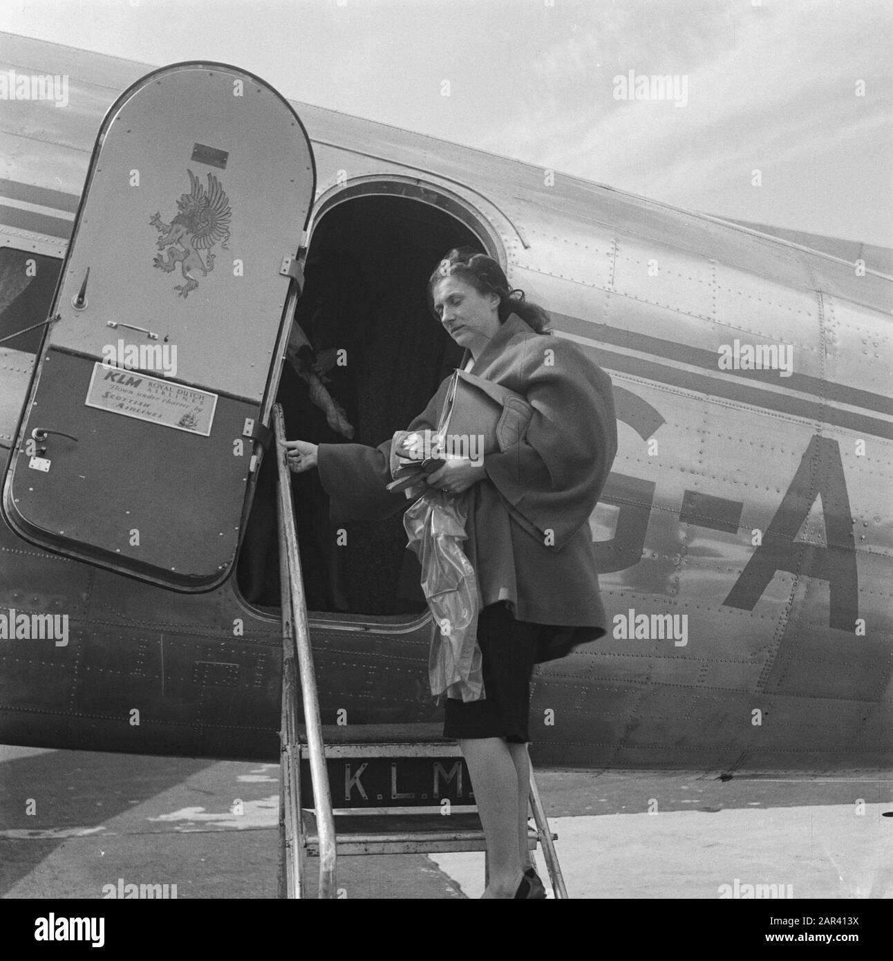 Scottish airlines hi-res stock photography and images - Alamy