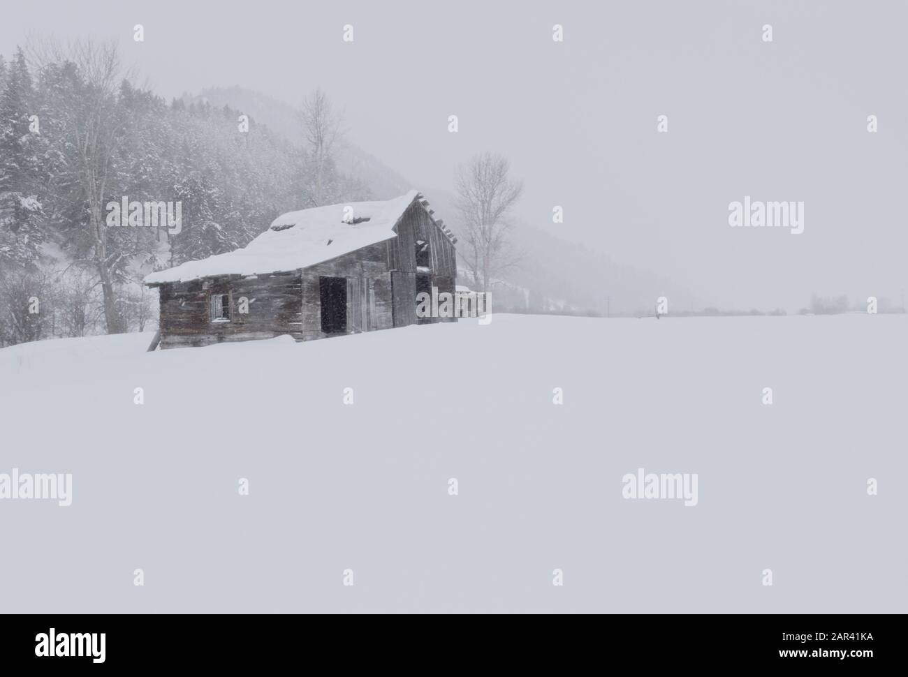 Abandoned house in bad weather hi-res stock photography and images - Alamy