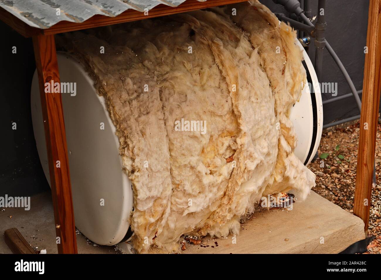 Hot water tank insulation hi-res stock photography and images - Alamy