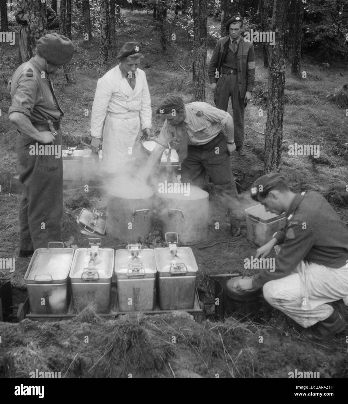 Field operations support hi-res stock photography and images - Alamy