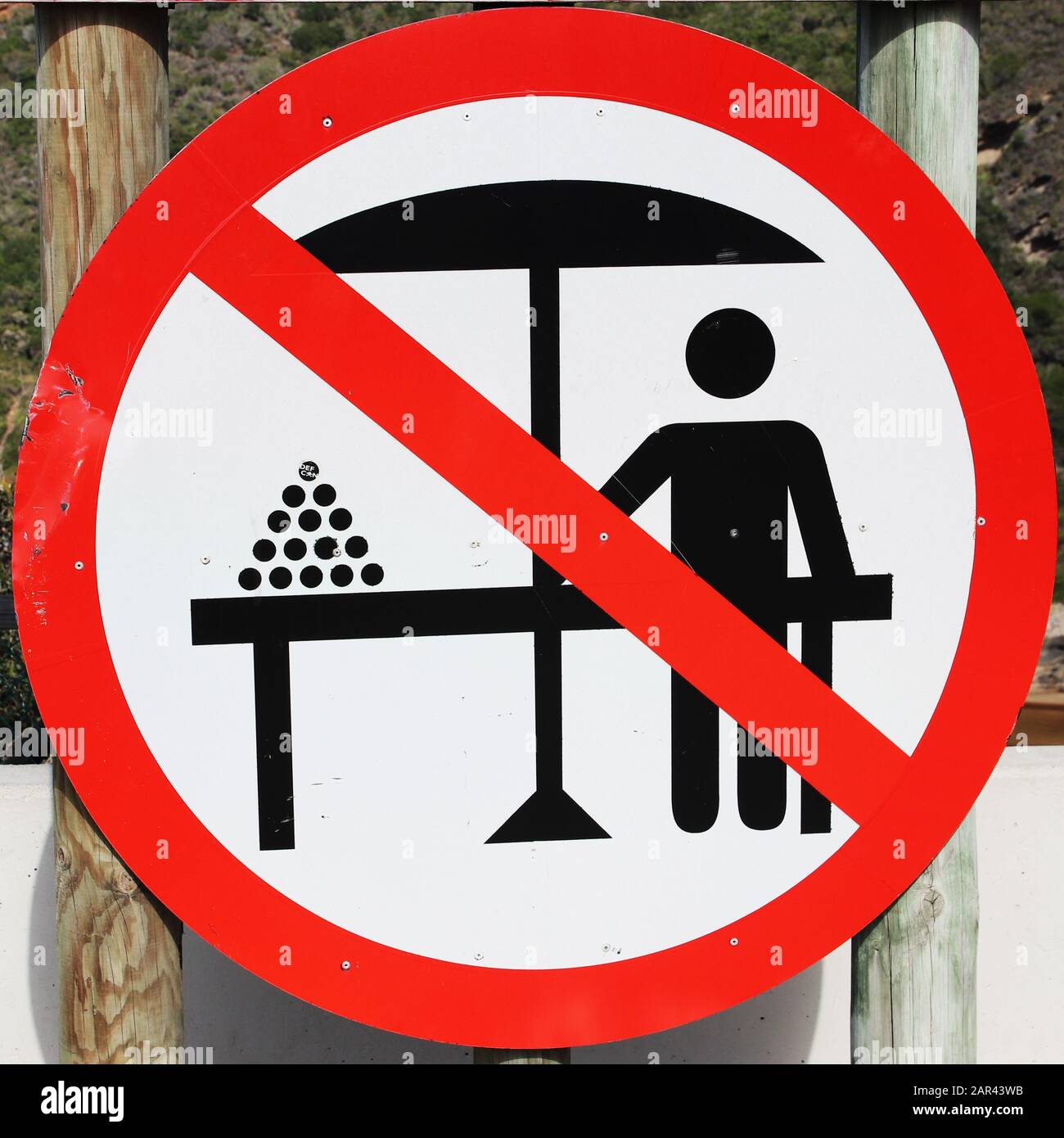 A no hawking sign Stock Photo - Alamy