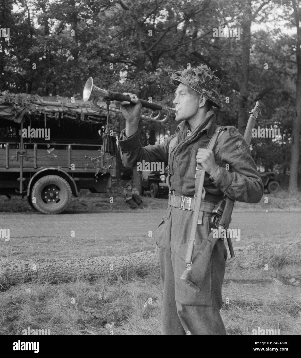 Counter unit Black and White Stock Photos & Images - Alamy