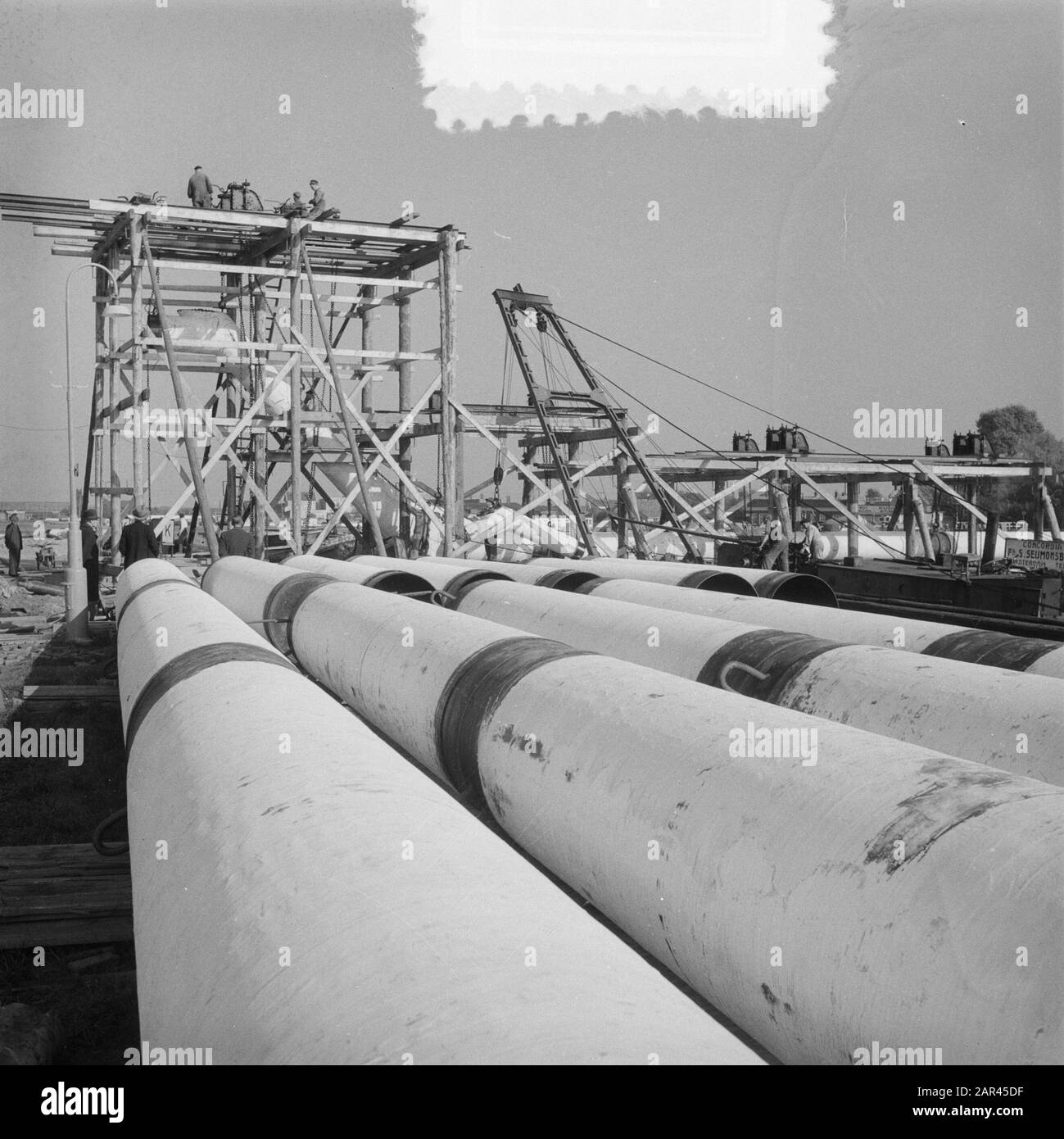 Natural gas tubes hi-res stock photography and images - Alamy