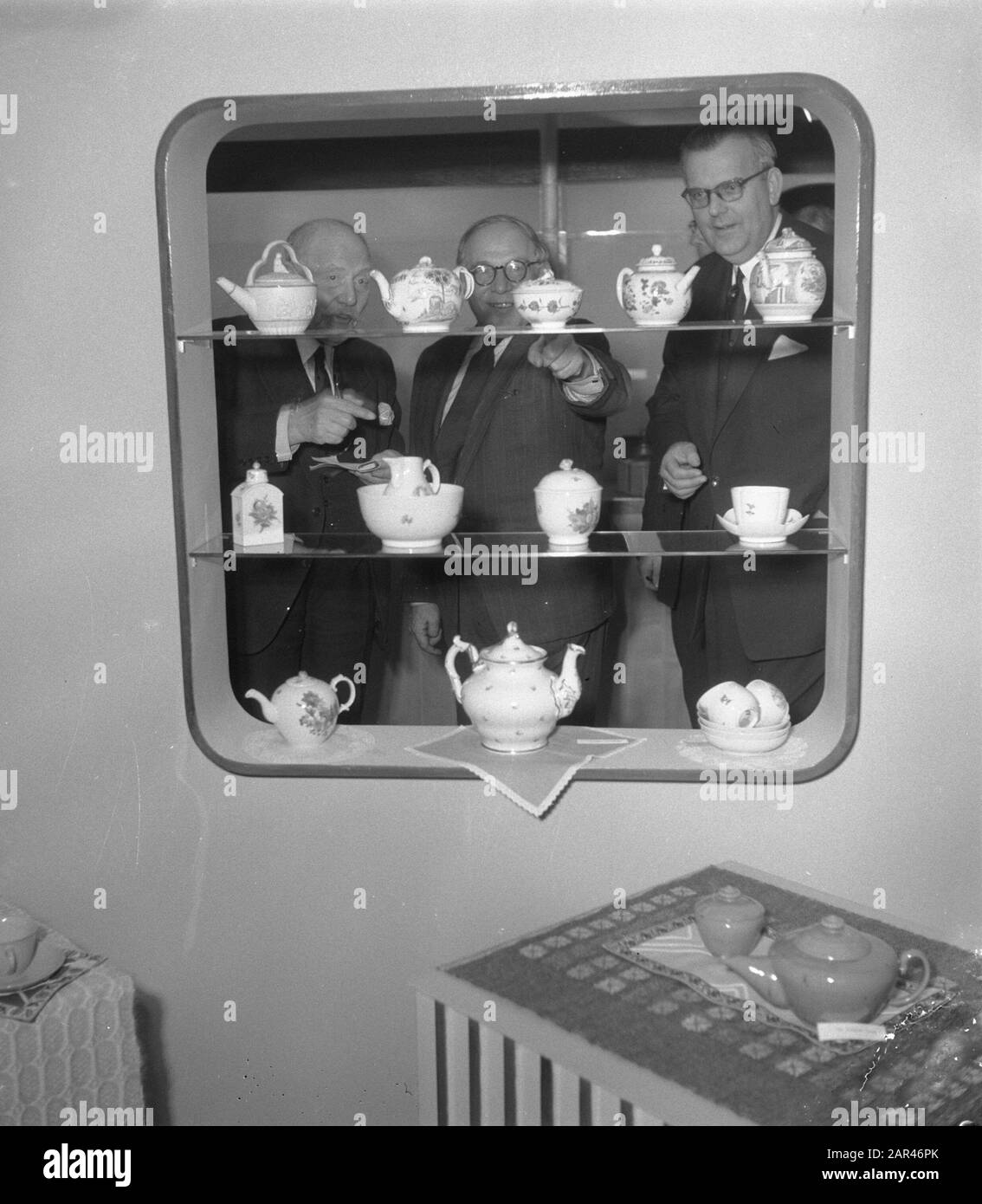 Drink commercial exhibition hi-res stock photography and images - Alamy