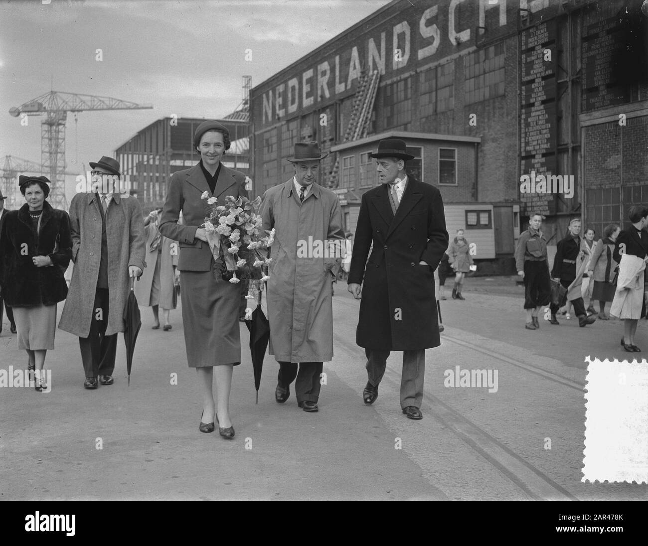 1950s ship launch hi-res stock photography and images - Alamy