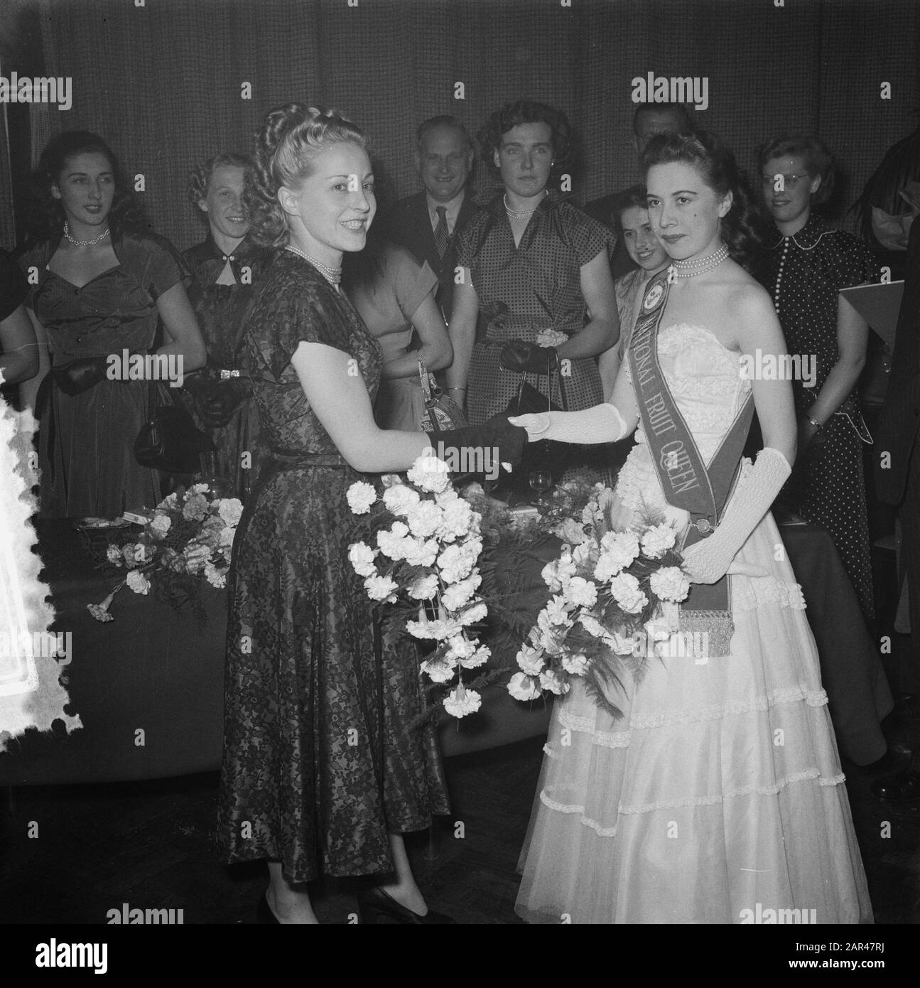 Vegetable and Fruit Exhibition Amato in Amsterdam Claims Fruit Queen ...