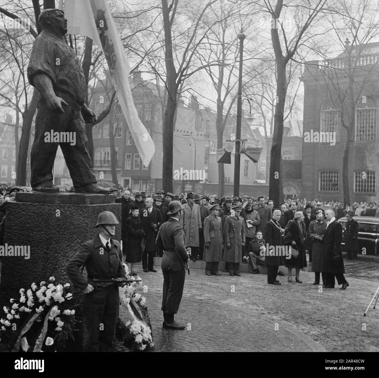 Resistance monuments hi-res stock photography and images - Alamy