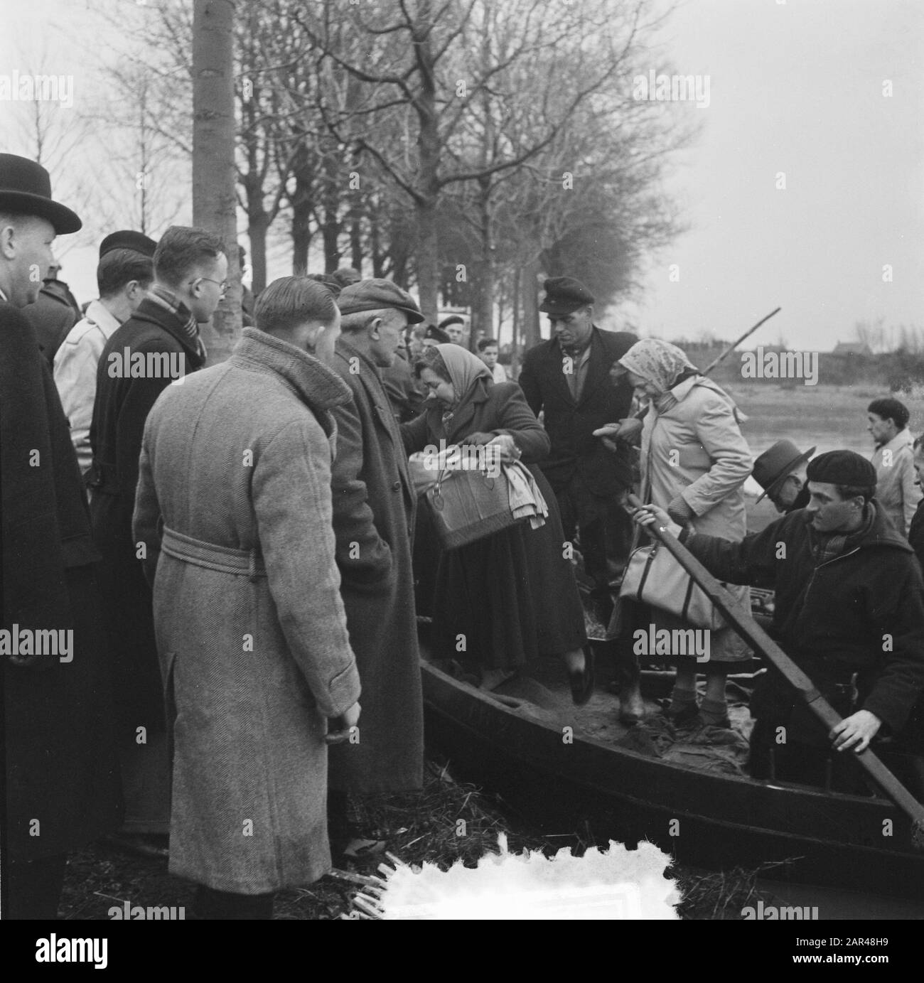 Watersnood 1953 [Flood plates] exclusive Tholen Date: 3 February 1953 ...