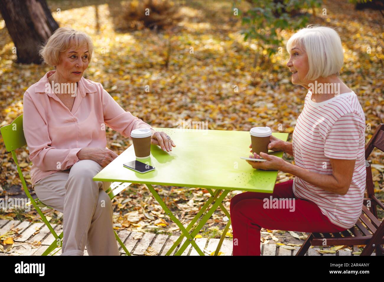 Meeting over a cup of coffee hi-res stock photography and images - Alamy