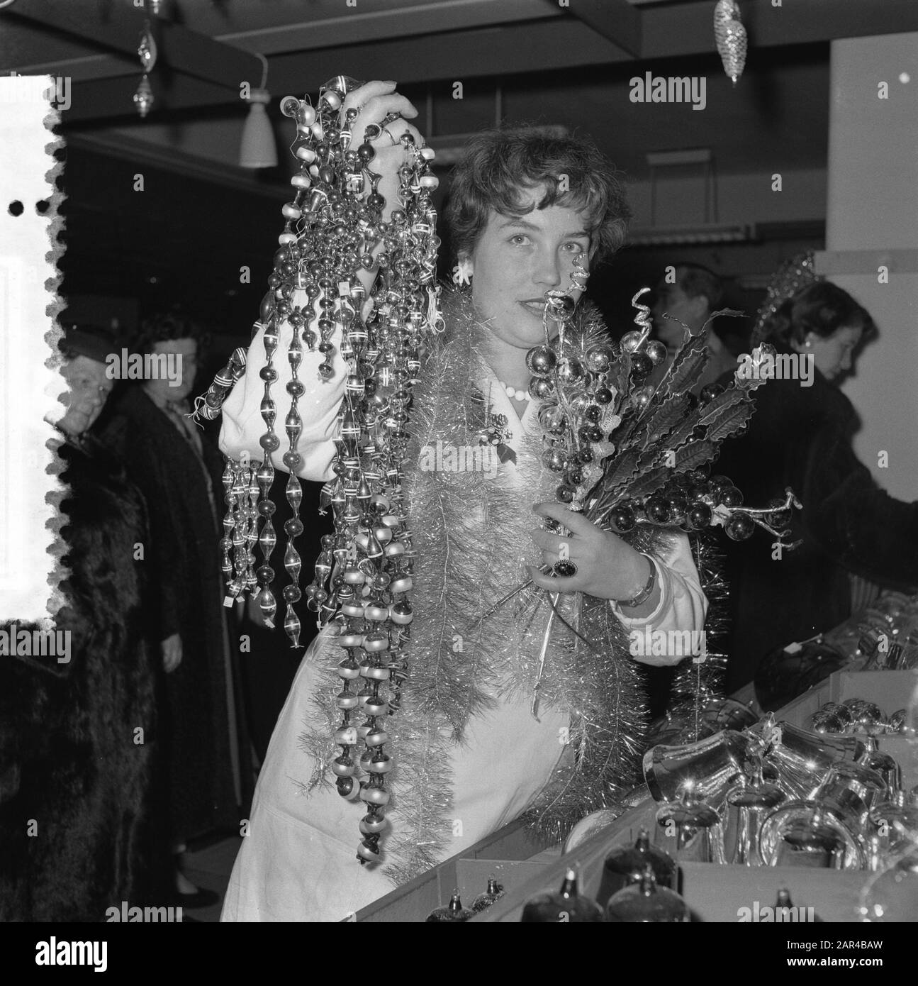 19 december 1956 hi-res stock photography and images - Alamy