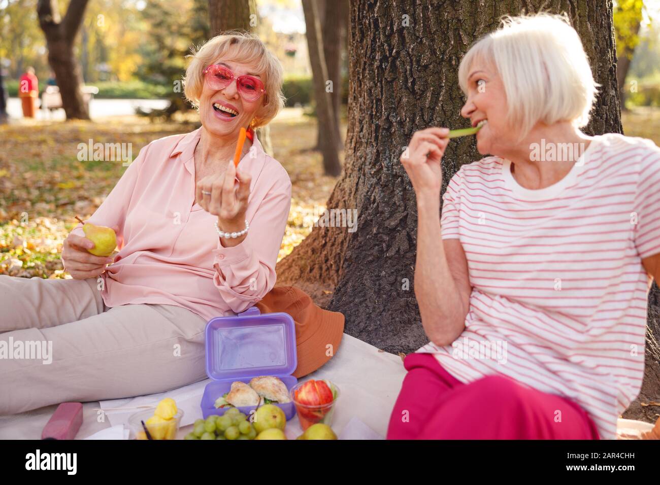 Two women trying to stay healthy together Stock Photo - Alamy