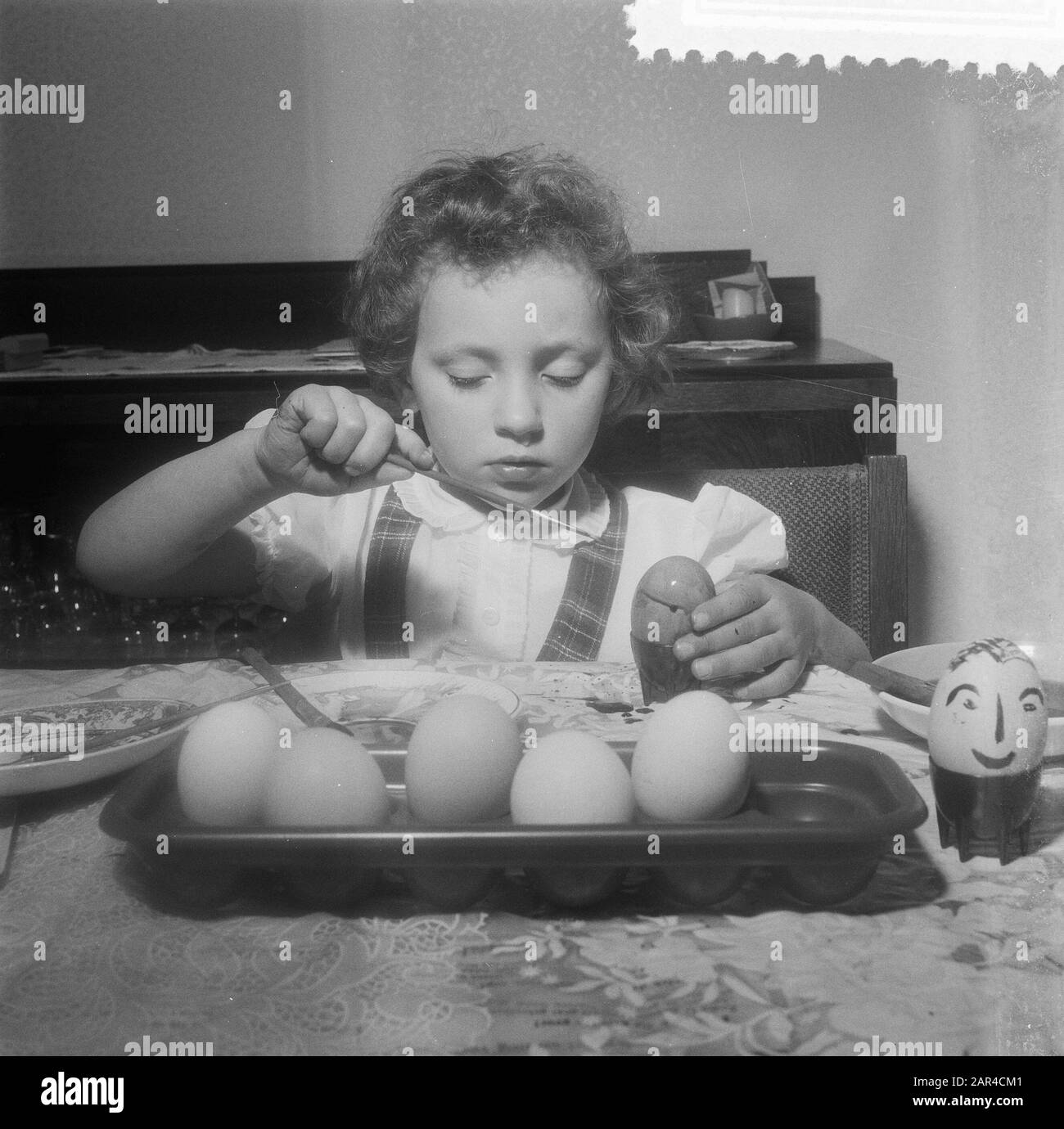 6 april 1957 hi-res stock photography and images - Alamy