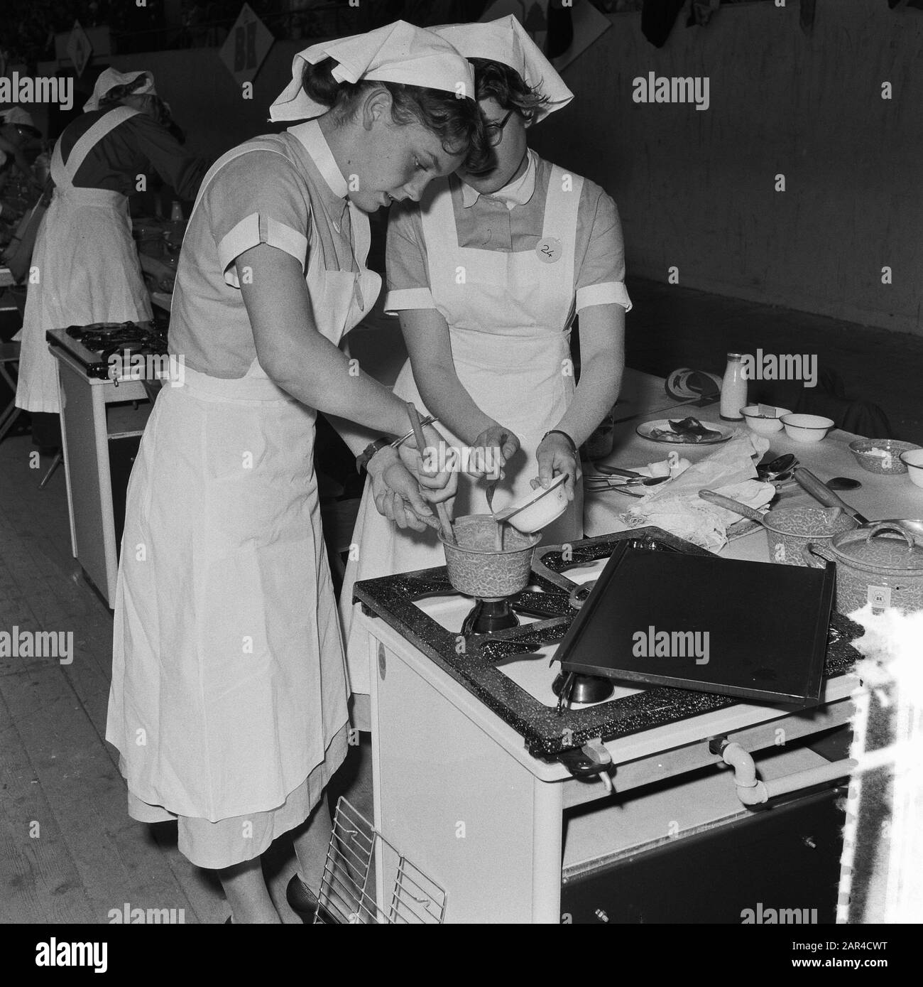 Cooking contest judges food hi-res stock photography and images - Alamy