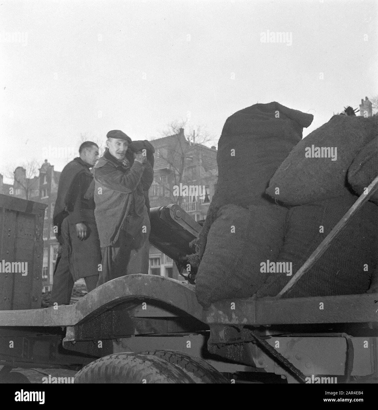 Industrial sources hi-res stock photography and images - Alamy