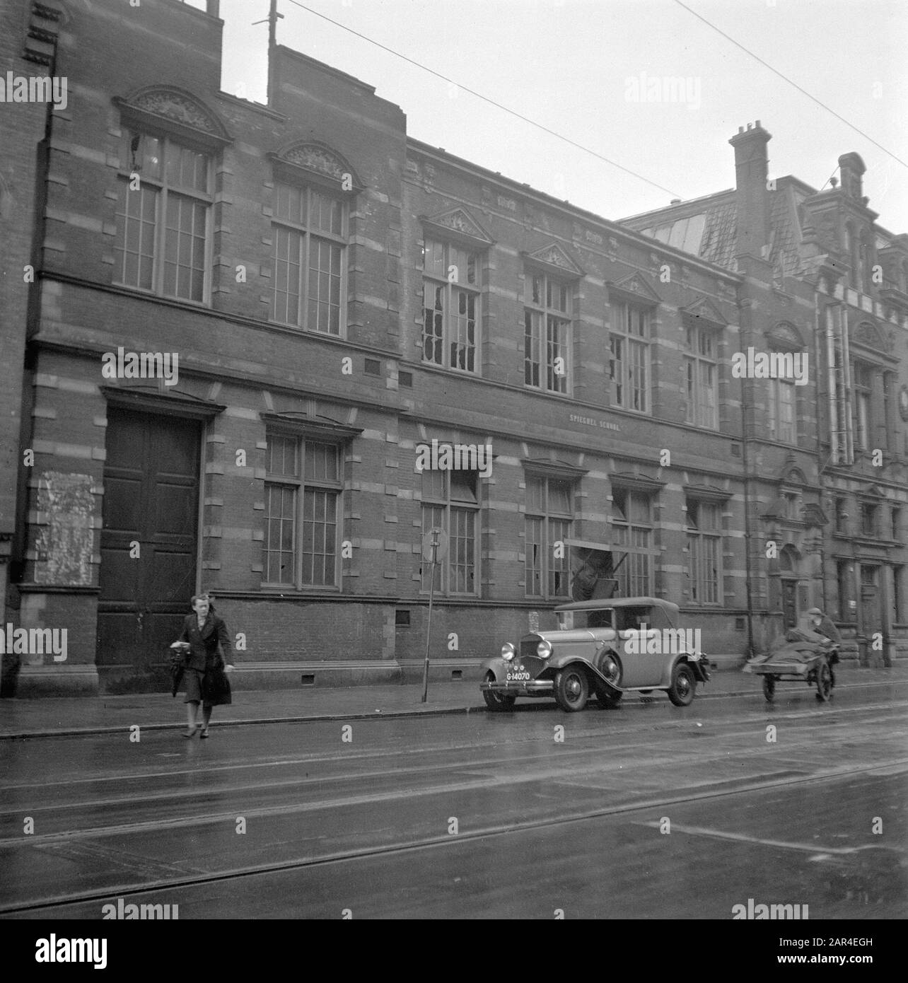1940s schooling hi-res stock photography and images - Alamy