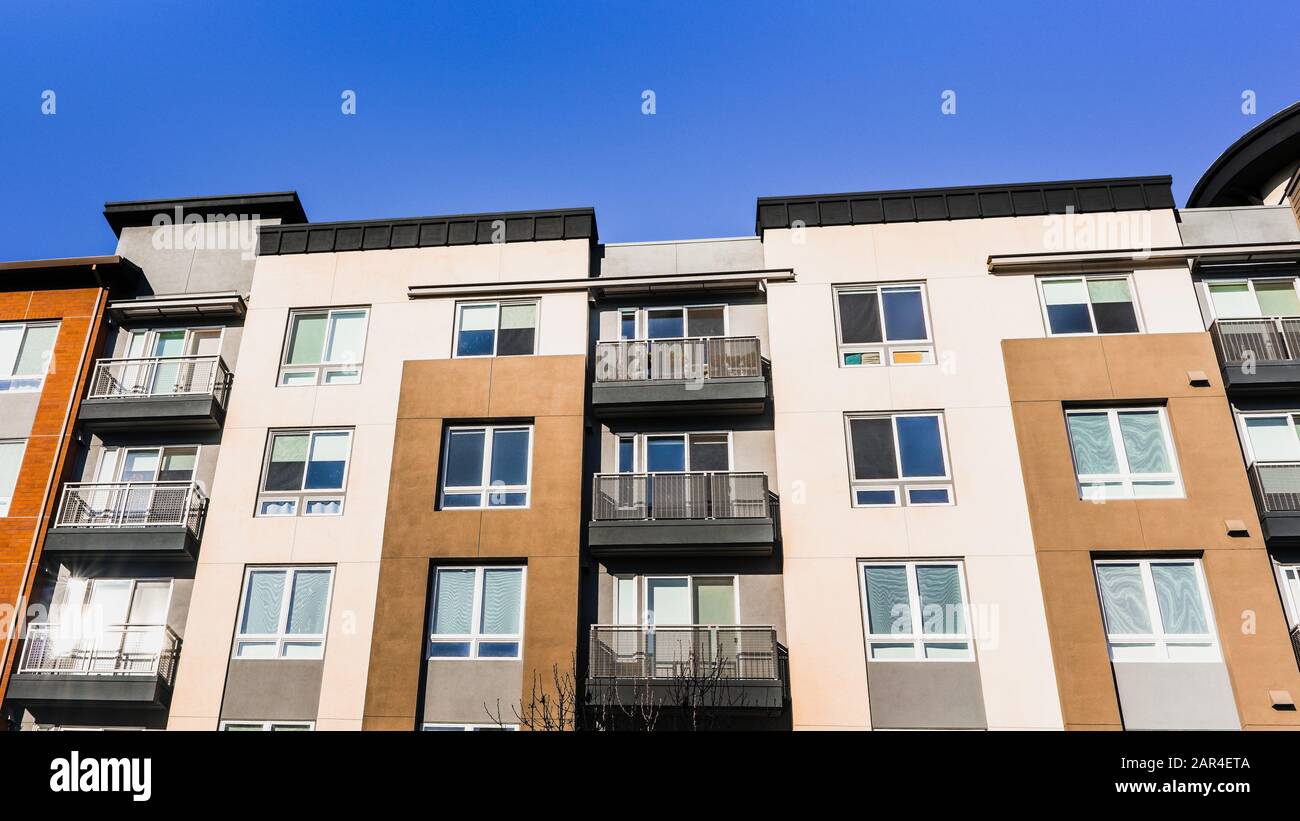 Exterior view of multifamily residential building; Sunnyvale, San ...