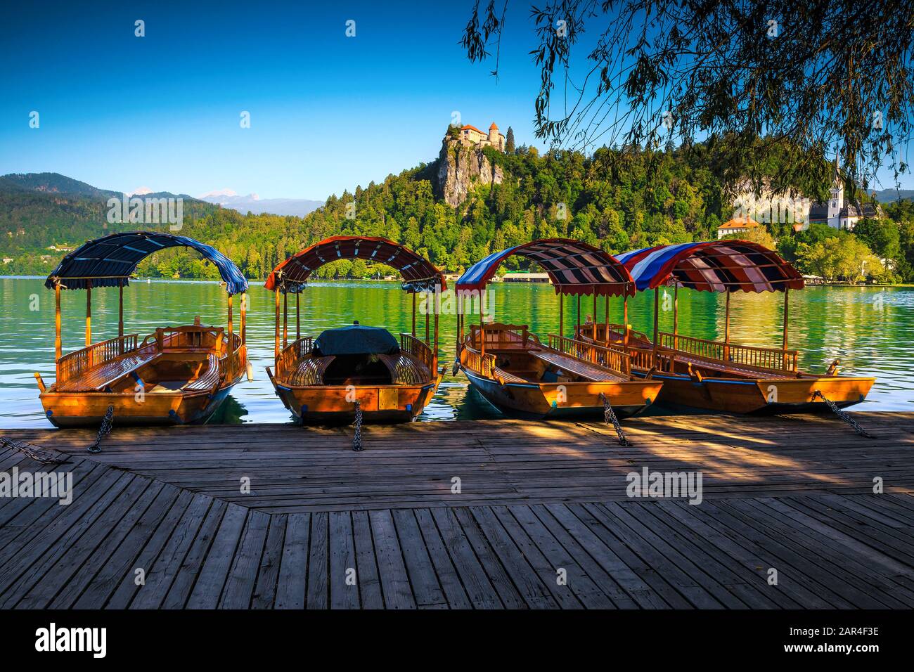 Medieval rowing boat hi-res stock photography and images - Alamy