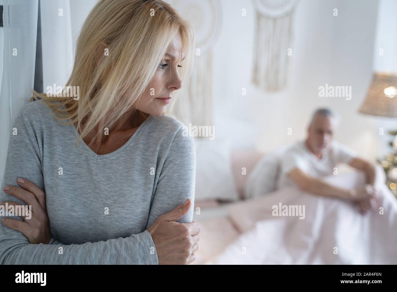 Husband wife sad stock hi-res stock photography and images - Alamy