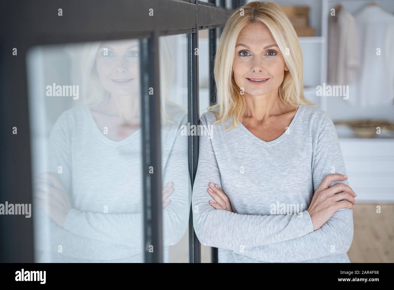 Woman stock photo hi-res stock photography and images - Alamy