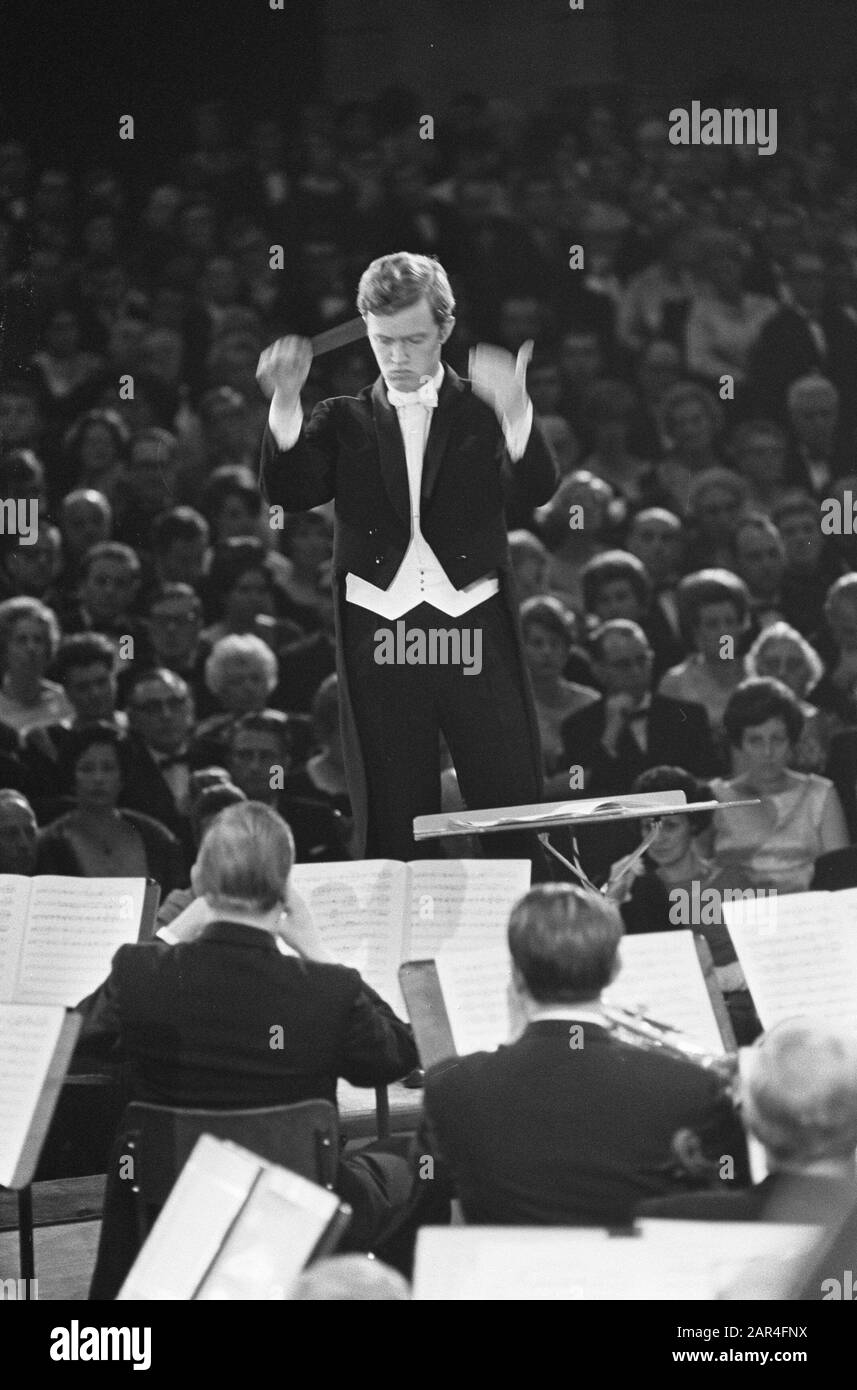 Grand Gala du Disque classical 1966 in the Amsterdam Concertgebouw ...