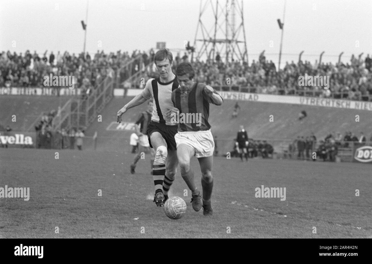 DOS teegn DWS 1-2 Game Moments Date: April 15, 1968 Keywords: sport ...