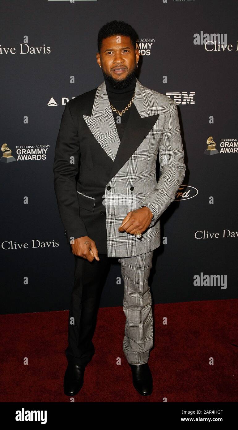 BEVERLY HILLS, CALIFORNIA - JANUARY 25: Usher attends the Pre-GRAMMY ...