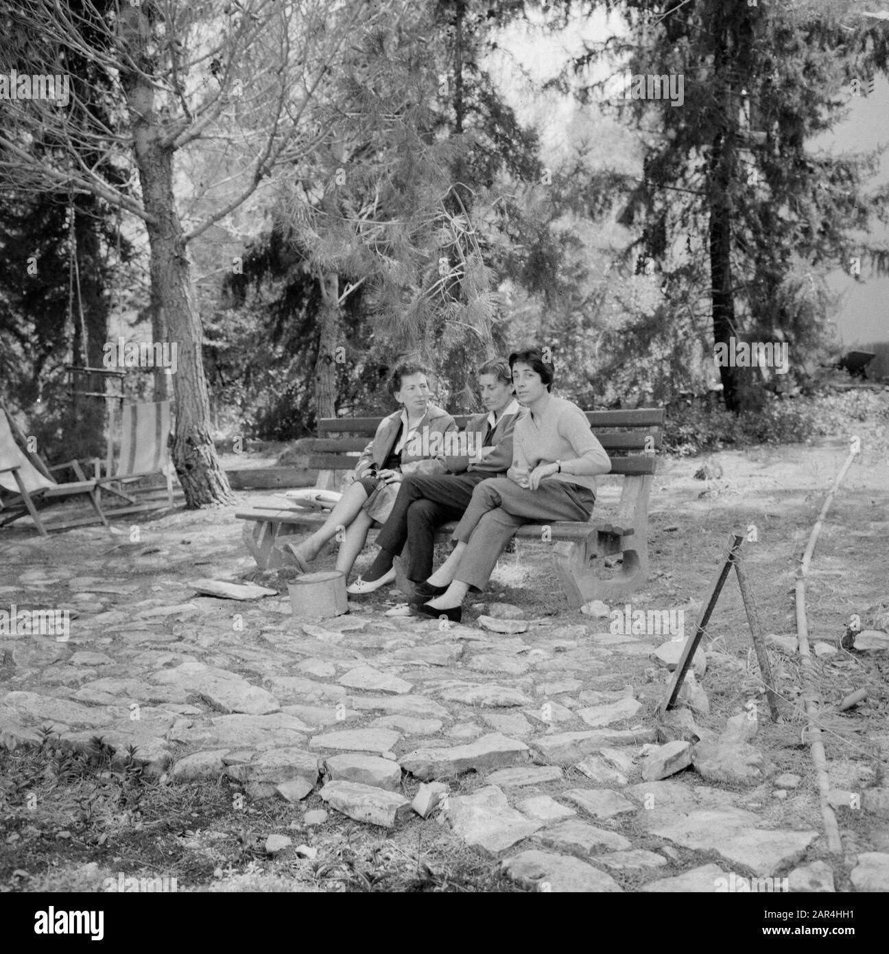 On left van de Black and White Stock Photos & Images - Alamy