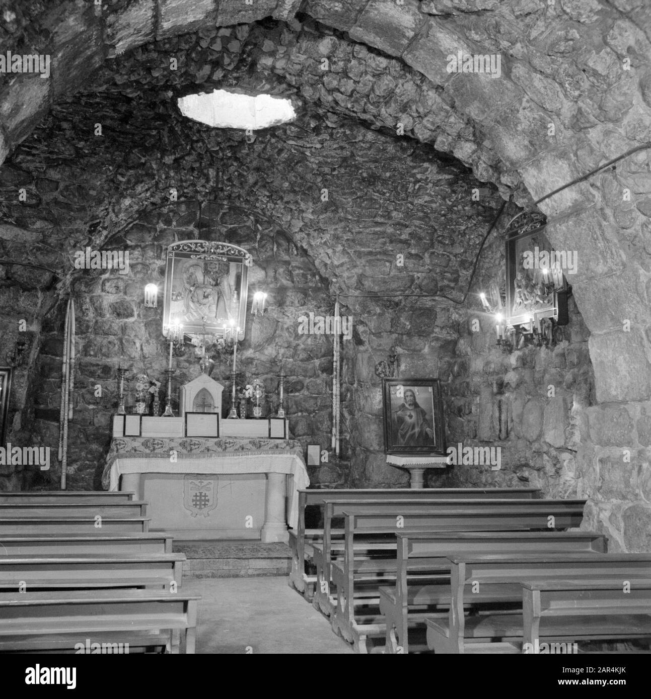 Street called straight damascus syria Black and White Stock Photos ...