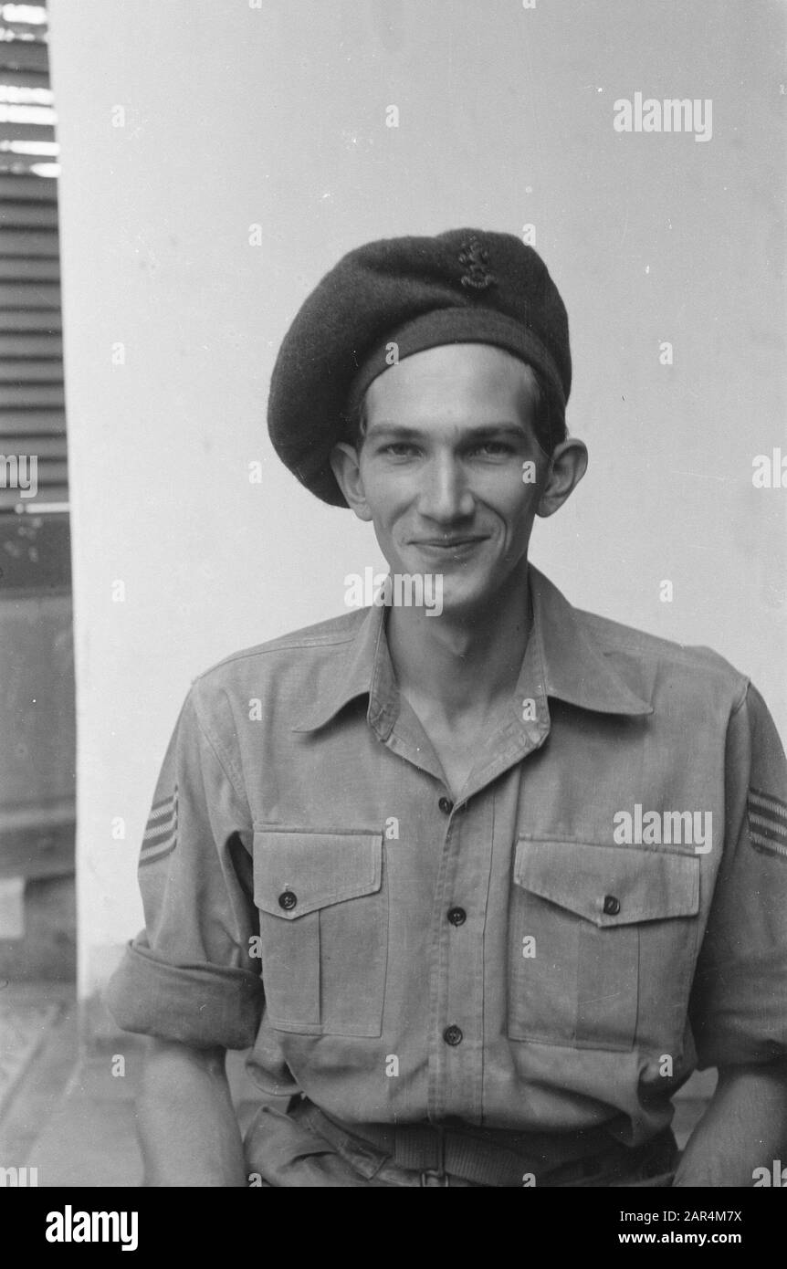 Beret photos hi-res stock photography and images - Alamy