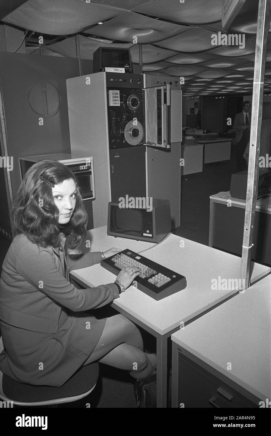 16 october 1972 Black and White Stock Photos & Images - Alamy