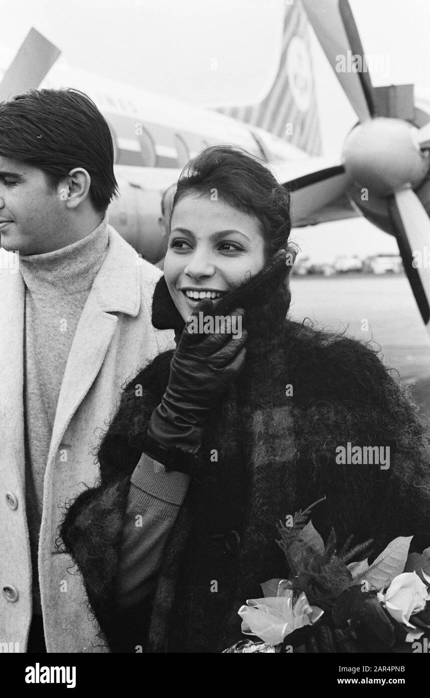Esther ofarim Black and White Stock Photos & Images - Alamy
