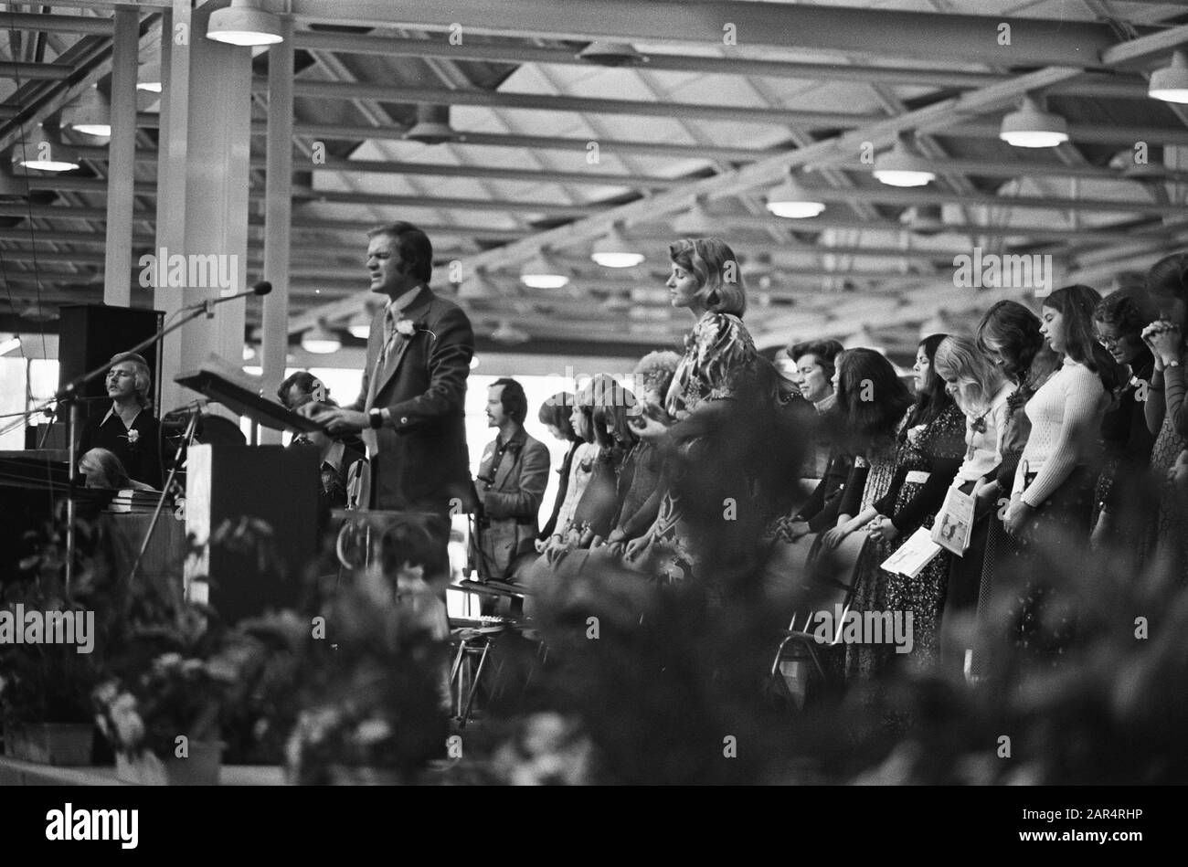 One location all day Black and White Stock Photos & Images - Alamy