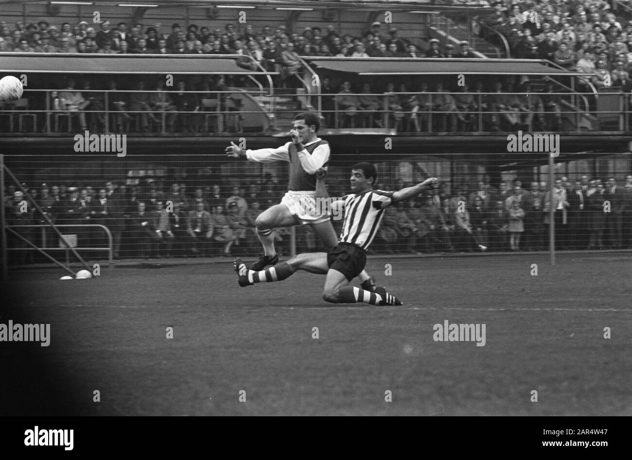 September 25 1965 hi-res stock photography and images - Alamy