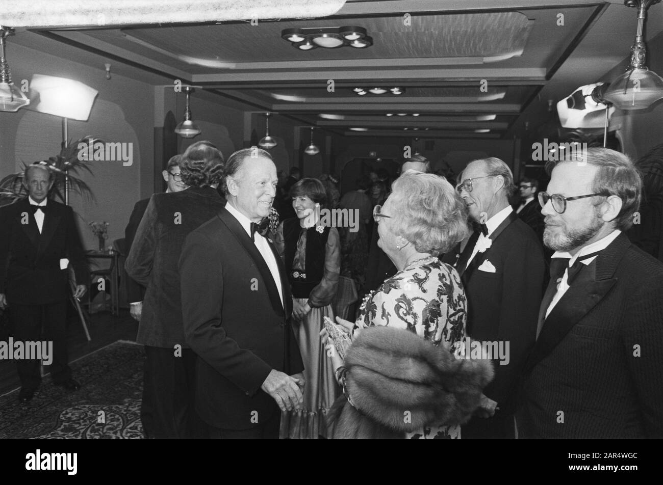 Premiere film 'Soldier van Oranje' attended by Royal family films ...