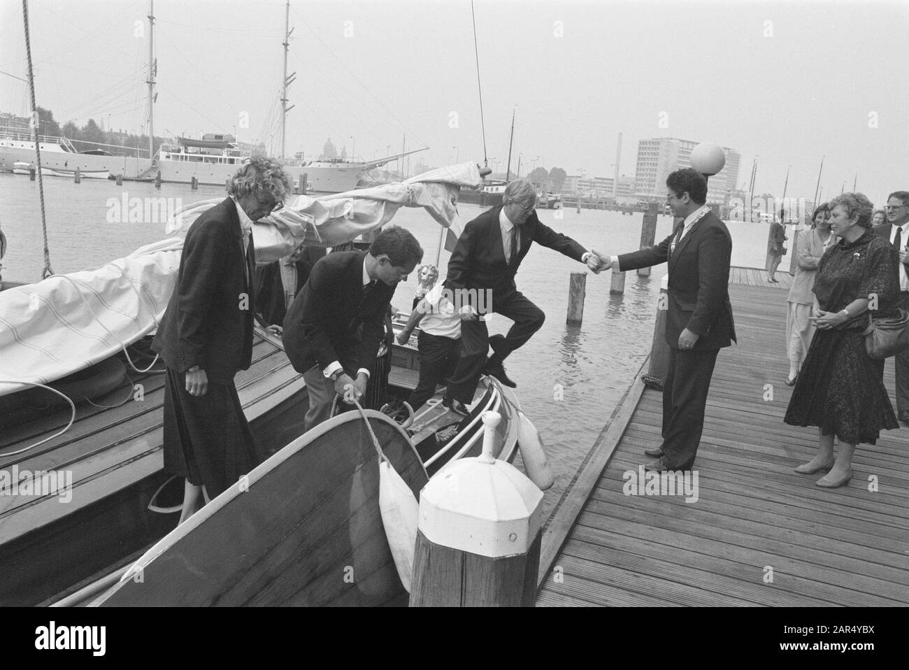 Mayor van thijn cdk wiegel hi-res stock photography and images - Alamy